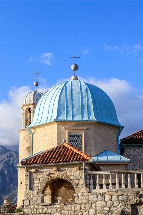 Protestant Vs Catholic The Differences And Similarities