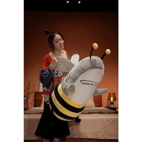 鯊雕鯊bee玩偶公仔抱枕毛絨玩具搞怪娃娃沙雕新年圣誕節禮物男生毛絨玩偶公仔布藝類玩具etmall東森購物網