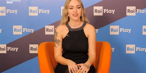 Festival Di Sanremo 2022 Shari Presenta Egoista Video Raiplay