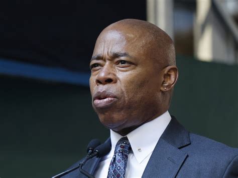 Eric Adams Seeks Quick 500k For Legal Defense Amid Fbi Probe Report
