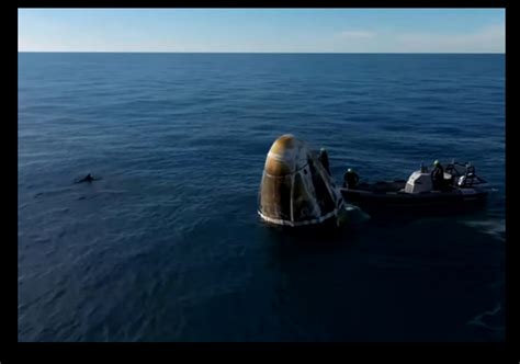 Boeing Starliner Crew Safely Splashes Down In Spacex Dragon Crew Capsule