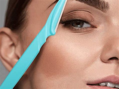 How To Use An Eyebrow Razor For Flawless Brows Step By Step Guide How To Use An Eyebrow Razor For Flawless Brows Step By Step Guide