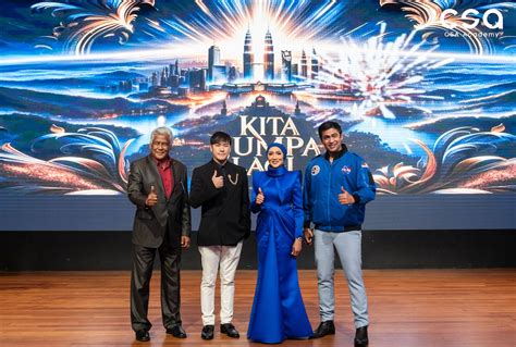 Ziana Zain Jalaluddin Hassan Dan Sheikh Muszaphar Sokong Usaha Bebas