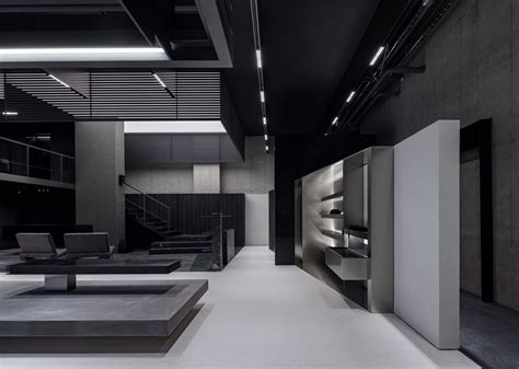 Wgnb Completes Colourless Interior For Golf Supply Store Pxg