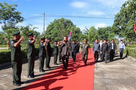 តំណាង ឧបនាយករដ្ឋមន្ត្រី ជា សុផារ៉ា អញ្ជើញសំណេះសំណាល សួរសុខទុក្ខ នាយ ពលទាហាន ក្នុងឱកាសបុណ្យ ភ្ជុំ