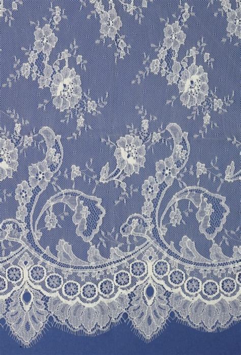 Marion Dentelle De Calais Caudry 33690 Atelier Dentelles