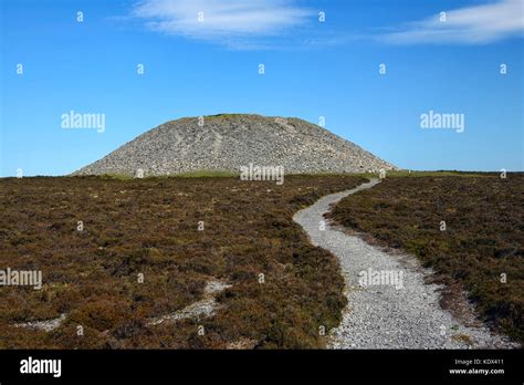 Knocknarea Queen Maeve Queen Maeves Tomb Queen Maeves Grave Cairn