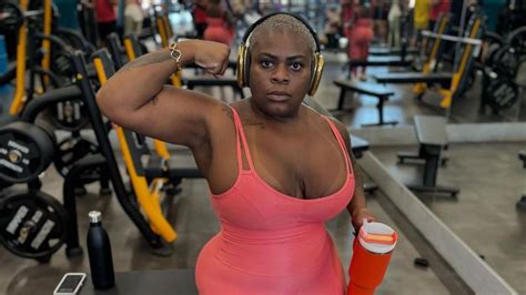 Jojo Todynho passa por cirurgia plástica após perda de 50kg ISTOÉ