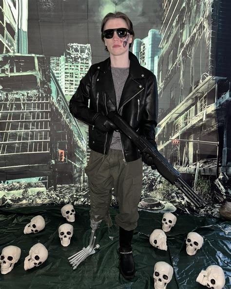 Im An Amputee Heres My Halloween Costume This Year What Do You