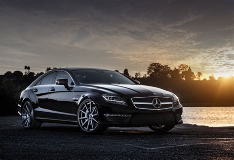 Mercedes Benz черный дорога на телефон Обои на рабочий стол Mirowo