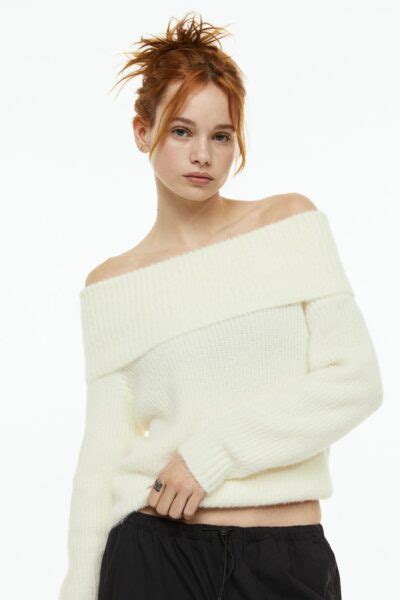 10 Cozy Outfits To Keep You Stylishly Warm Fashonation