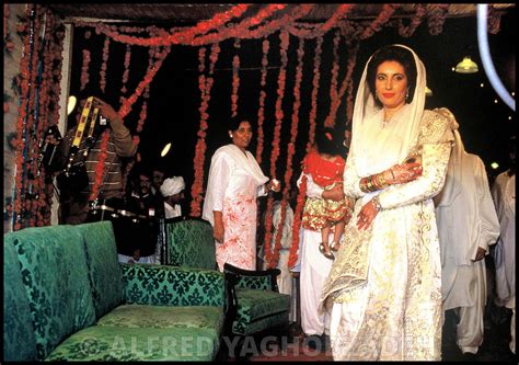 Alfred Yaghobzadeh Photography Benazir Bhutto Became The First Female