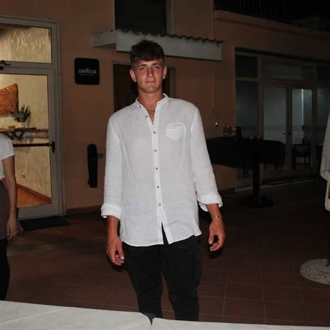 Lib Mattelib • Threads Say More