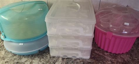 Cupcake Carriers And Deviled Egg Carrier Beck Auctions Inc