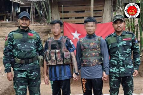 ကင်းတာဝန်ကျချိန် စစ်ကောင်စီတပ်သားနှစ်ဦးထွက်ပြေးပြီး တနင်္သာရီပကဖထံ လက်နက်နှင့်အတူဘက်ပြောင်း