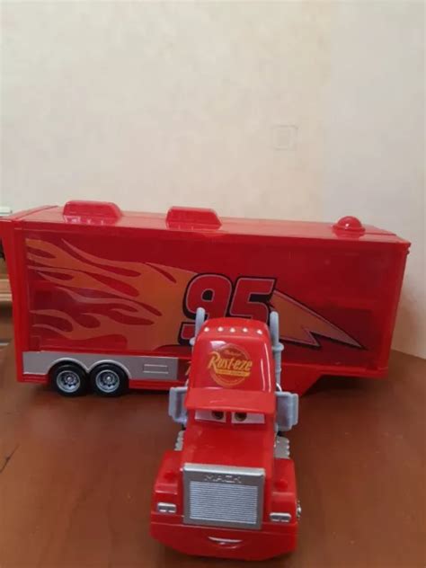 Disney Pixar Cars Lightning Mcqueen Mack Rust Eze Semi Truck Trailer
