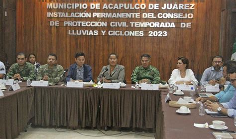 Encabeza Abelina López instalación del Consejo de Protección Civil