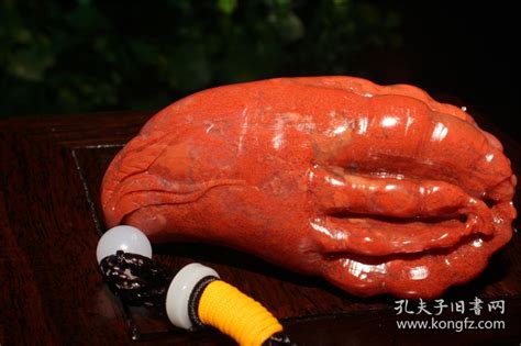 【图】这是一块（玻璃冻底）水洞高山石 佛手 手把件 水洞高山朱砂红与田黄，荔枝洞齐名，被誉为寿山三大名石！实际是寿山石中最为稀少的品种，这是老