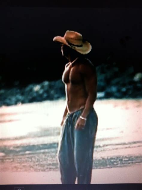 Pin By Becky Sheets On Kenny Kenny Chesney Kenney Chesney Hot