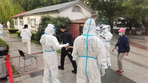双滦区法院疫“线”逆行者澎湃号·政务澎湃新闻 The Paper