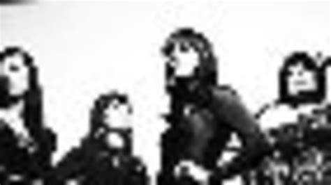 Dum Dum Girls Bedroom Eyes Entertainment News Nz Herald
