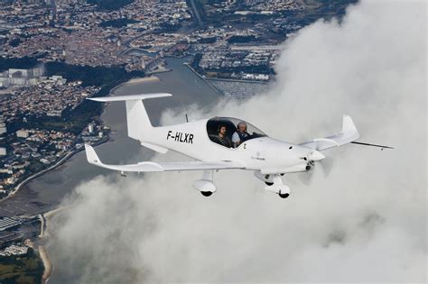 Training Aircraft Manufacturer Elixir Aircraft To Showcase Next Gen