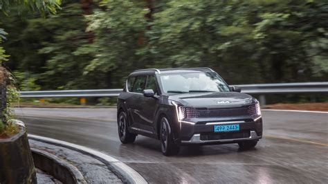 The Ev9 Is Kias Most High Tech Car To Date And Ive Driven It Techradar
