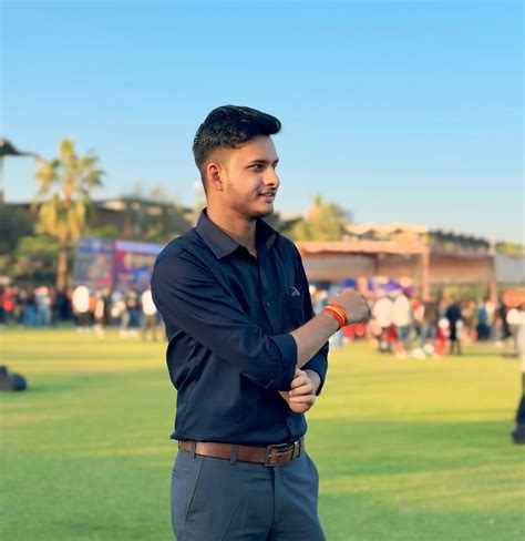 𝐃𝐢𝐯𝐲𝐚𝐧𝐬𝐡 𝐒𝐫𝐢𝐯𝐚𝐬𝐭𝐚𝐯𝐚 Sri Divyansh • Instagram Photos And Videos