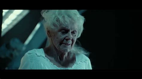 Titanic 1997 Old Rose Throws Heart Necklace In The Ocean Scene Youtube