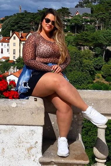 Full Thighs In The Mini 1489 Porn Pictures Xxx Photos Sex Images