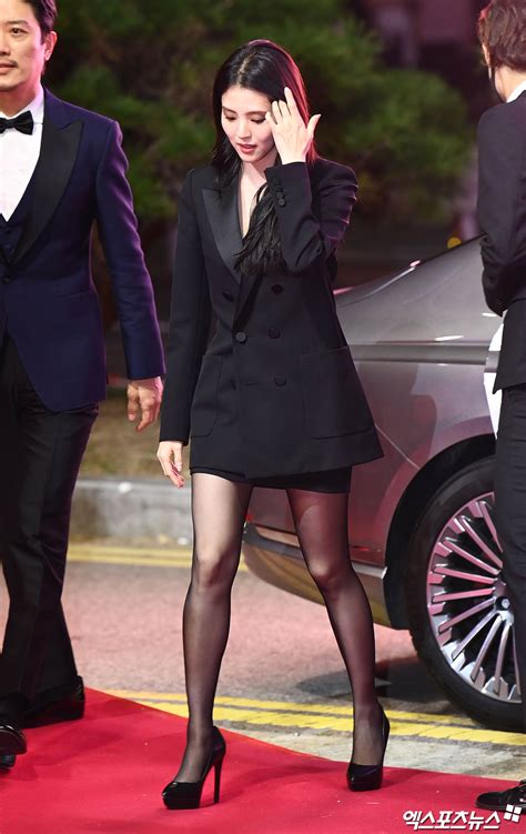 한소희 비현실적인 각선미 엑s Hd포토 나무뉴스