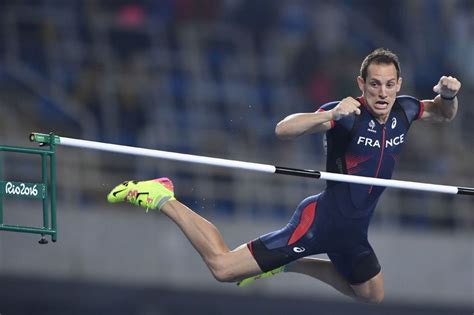 JO Renaud Lavillenie Si Proche De Lexploit
