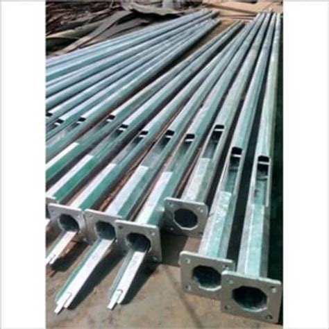 Mild Steel Single Arm 7 Mtr Octagonal Pole For Street At 6000 In Lucknow