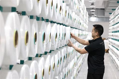 福建连江：“数字化纺织车间”生产忙 人民图片网