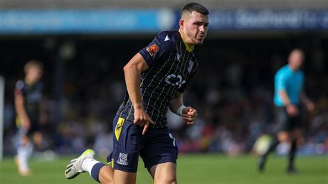 Wood Loaned To Tonbridge Angels Southend United Football Club