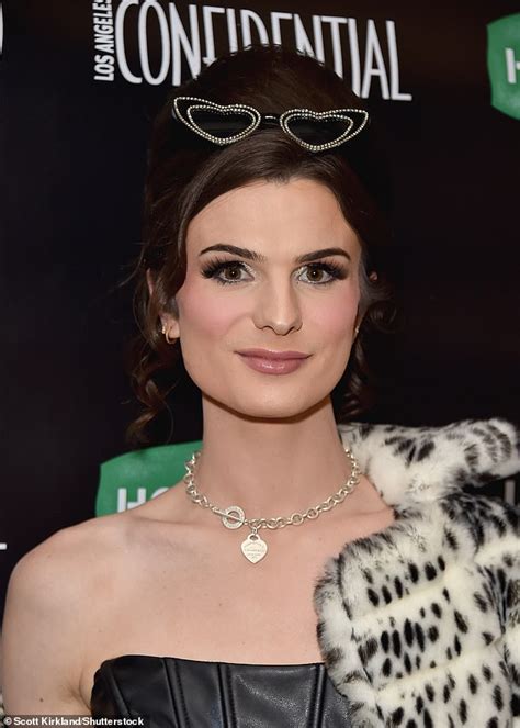 Trans Influencer Dylan Mulvaney Unveils Results Of Her Facial Feminization Surgery Magazine