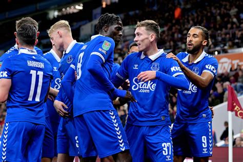 Aston Villa 1 2 Everton Final Toffees Into Fourth Round Of The