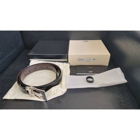 特價出售MONTBLANC 萬寶龍全新未使用過 世界精品名牌 正品 真皮雙面皮 全配送提袋送禮大方適合 蝦皮購物