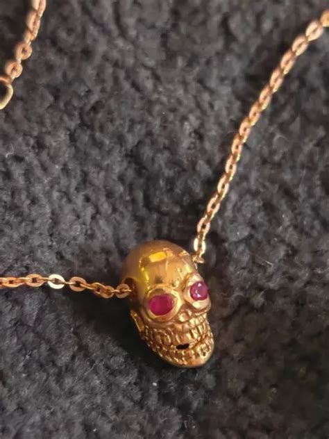 CHAÎNE 18K ET Pendentif Tête de Mort En Or 18k Rubis Skull Crane