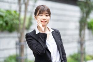 Pythonデータフレームで文字を指定して列を分割する pd DataFrame str split