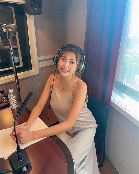 松岡凛さんのインスタグラム写真 松岡凛instagram「こんにちは👶 毎日が暑すぎるよね😂 少し太陽の下にでると一気に体力もってか