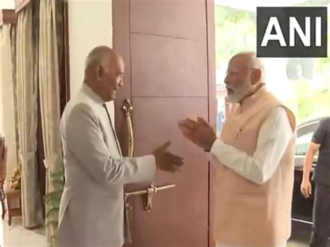 Pm Modi Meets Former President Ram Nath Kovind Before Staking Claim To