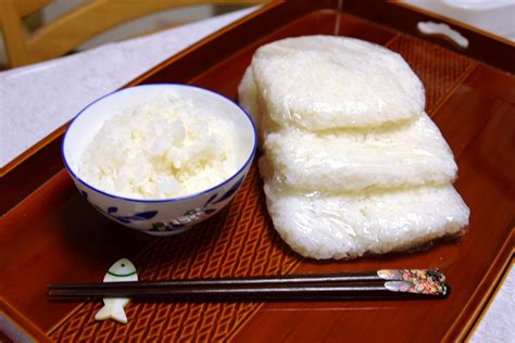 もち麦ごはんの炊き方を解説！炊飯器・鍋の場合は？割合別の水分量も！ 調味料辞典