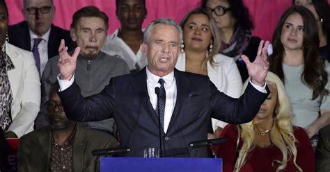 Rfk Jr Campaign Event Turns Chaotic With Shouting And Extended