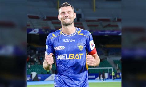 Captain Ryan Edwards Extends Stay At Chennaiyin Fc Until 2025