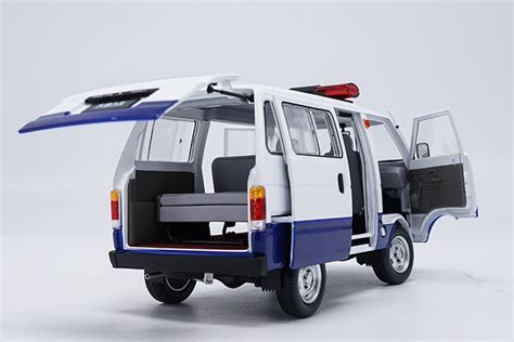 Zinc Alloy 118 Die Cast Tianjin Dafa Huali Tj110 Daihatsu Van Tax