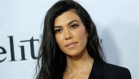 Kourtney Kardashian Claps Back At Fresh Pregnancy Talk