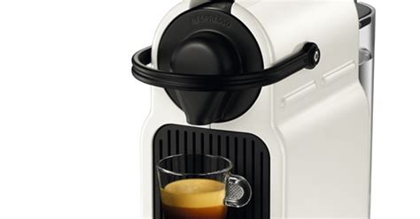 네스프레소 이니시아 화이트 출시