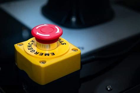 The Importance Of Early Warning Systems For Mid Sized Companies