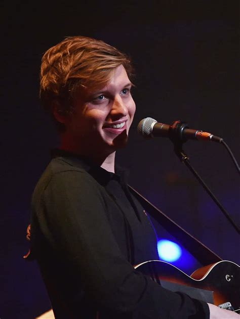 Download George Ezra Wallpaper